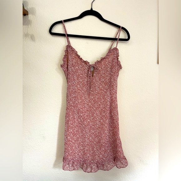 Dress Forum | Dresses | Pink Floral Mini Dress | Poshmark
